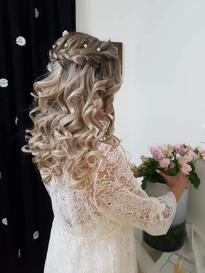 ΚΟΜΜΩΤΗΡΙΟ ΑΓΙΟΣ ΝΙΚΟΛΑΟΣ ΛΑΣΙΘΙΟΥ "HAIRSTYLE" ΜΑΡΝΕΛΛΟΥ ΕΥΑΓΓΕΛΙΑ ...