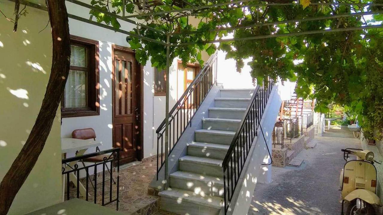 ΕΝΟΙΚΙΑΖΟΜΕΝΑ ΔΙΑΜΕΡΙΣΜΑΤΑ ΠΥΡΓΟΙ ΘΕΡΜΗΣ ΛΕΣΒΟΣ "ΠΕΤΡΑΛΩΝΙΑ ...